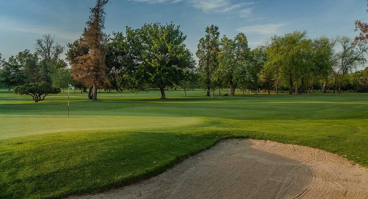 New on UnderPar! ACCESS TO THIS PRIVATE CLUB