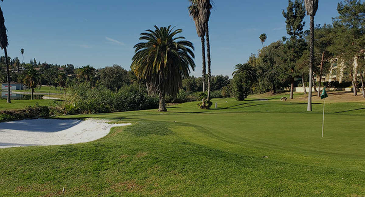 Canyon Crest Country Club - Riverside California Golf Deals