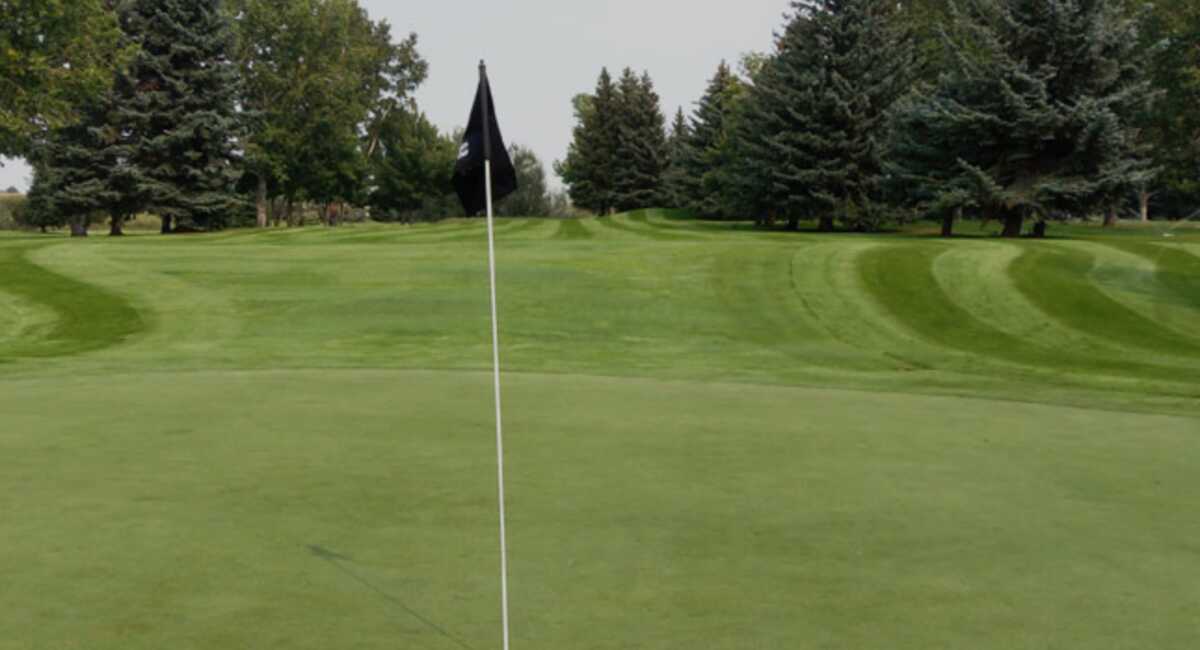 Magrath Golf Club - Southern Alberta Golf Deals