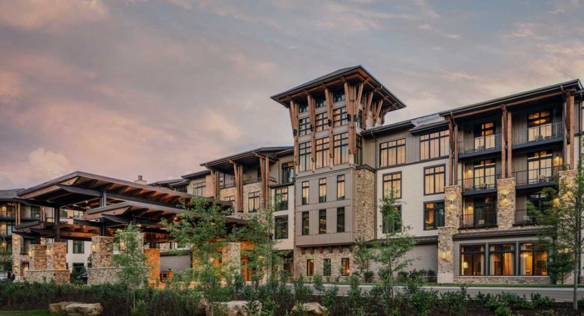 Interested in a Exclusive Stay & Play at McLemore in Georgia?